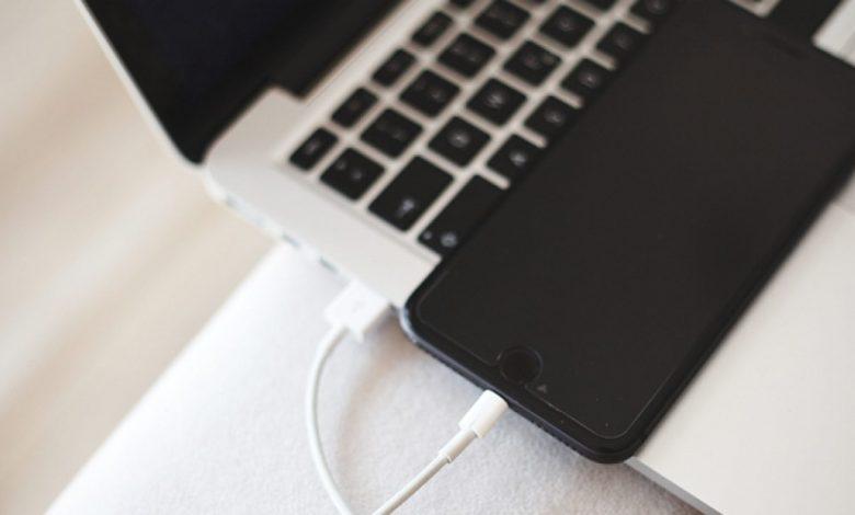 Using a USB cable to connect your PC to your phone's internet