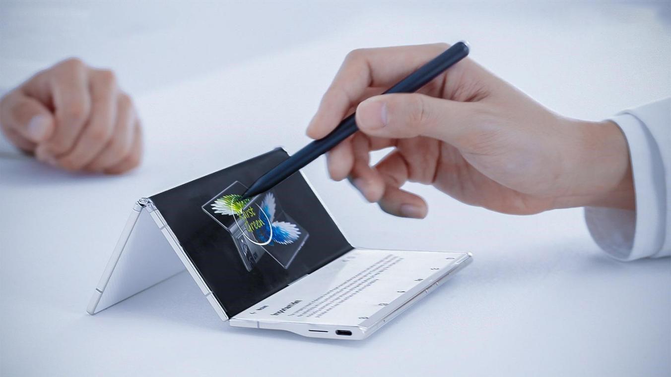 Phantom Ultimate 2 opens up big experiences for Tecno users